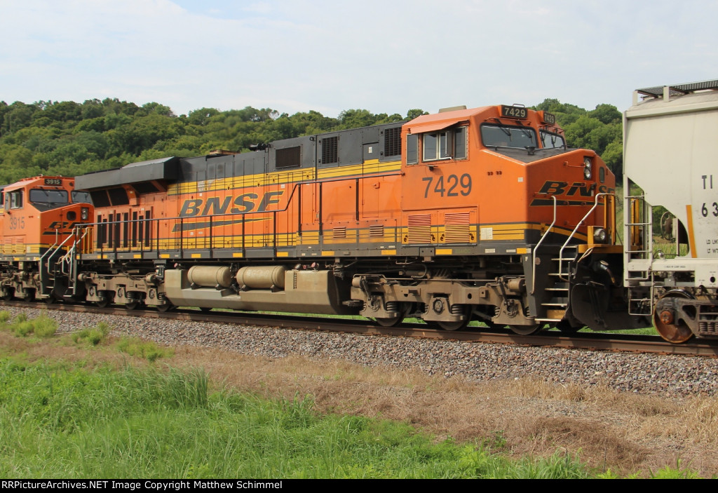 BNSF 7429